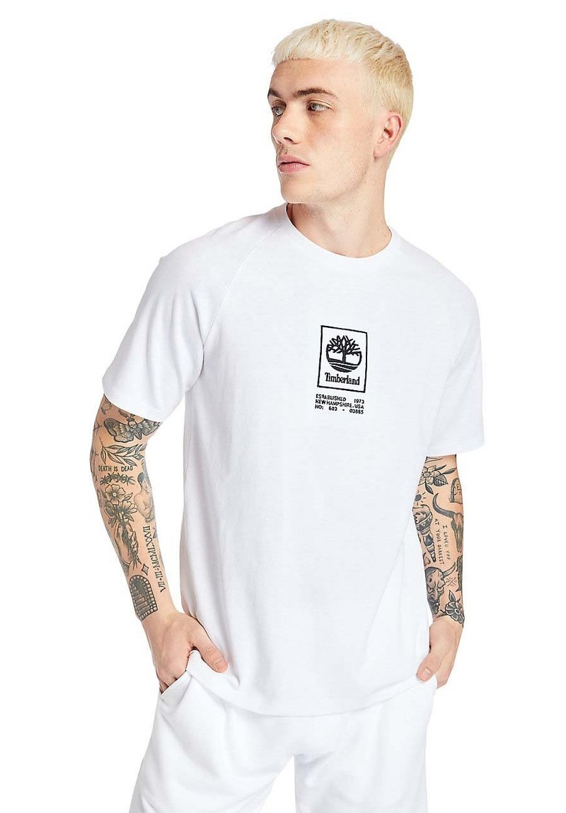 Timberland CORE STACK LOGO TEE - Printtipaita - white/valkoinen ...