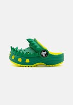 Crocs CLASSIC SPIKES UNISEX - Pool slides - acidity/green ivy/dark ...