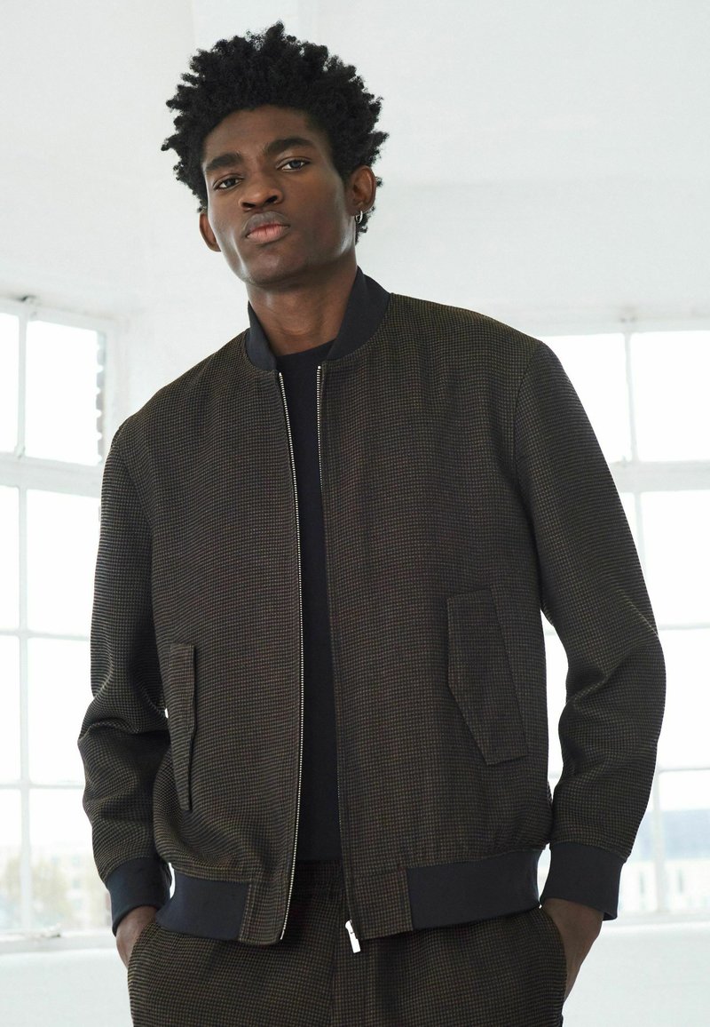 Next EDIT TEXTURED REGULAR FIT - Bomber Jacket - brown - Zalando.de