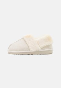 Pier One Slippers - white - Zalando