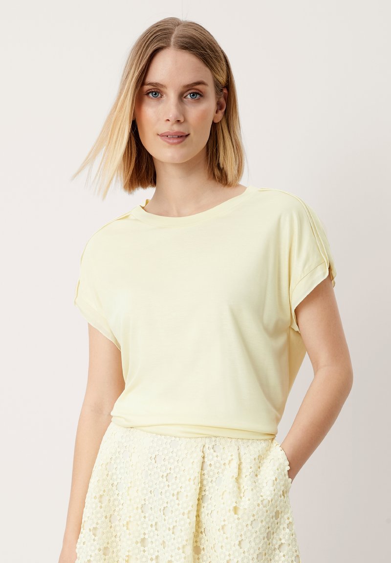 s.Oliver BLACK LABEL T-shirts basic - light yellow/lysegul - Zalando.dk