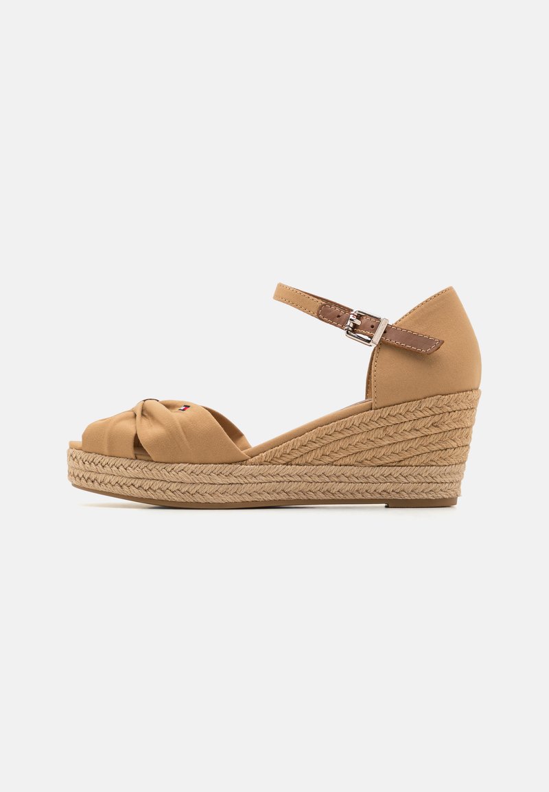 Tommy Hilfiger BASIC OPEN TOE MID WEDGE - Espadrille - classic khaki ...