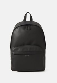 Calvin Klein MUST ROUND - Rucksack - black caviar/black - Zalando.ie