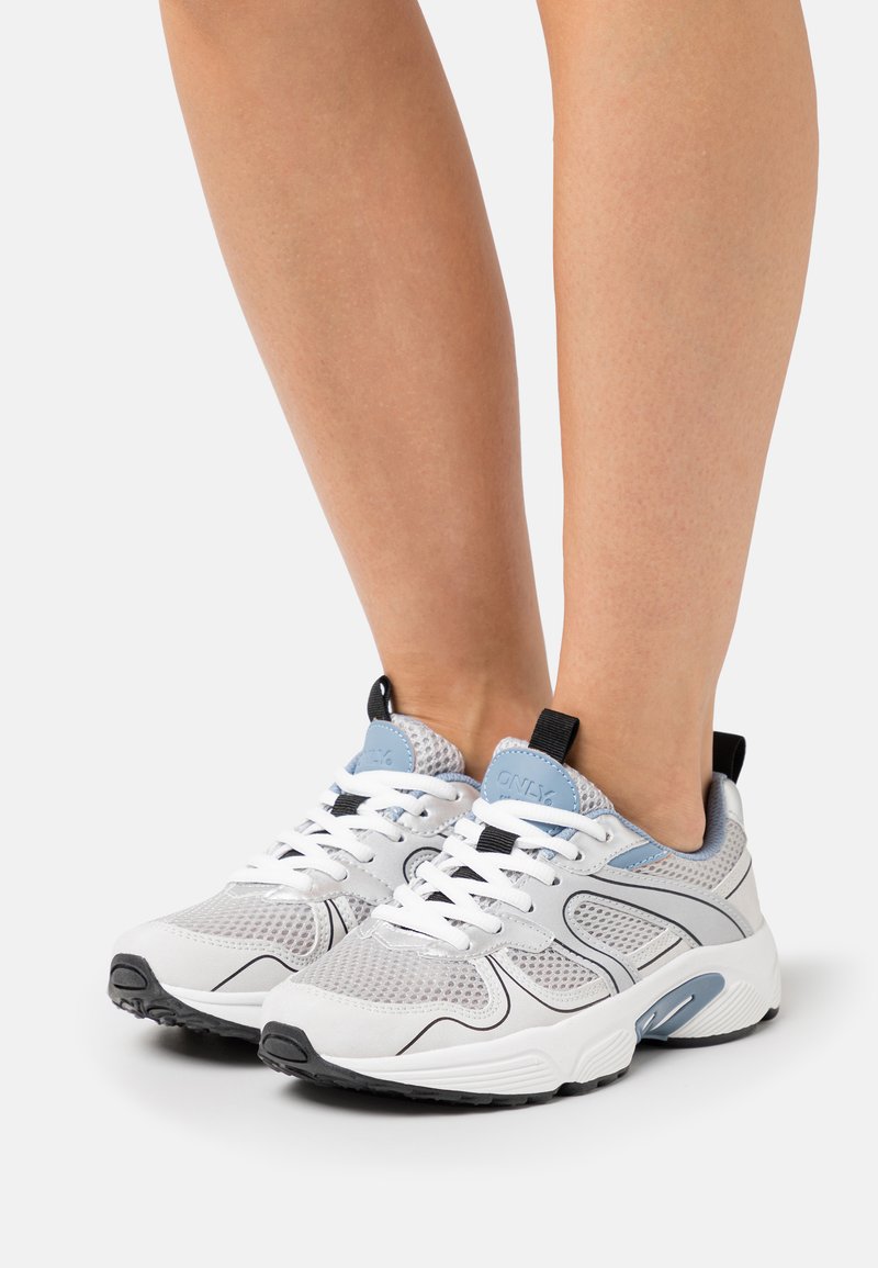 ONLY SHOES ONLSOKO RUNNER - Baskets basses - beige/grey/blue/beige ...