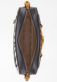 Guess AVIANA ECHTES - Umhängetasche - animalier/schwarz - Zalando.ch