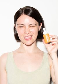 3ina THE VIT C ORANGE SERUM - 15% Vitamin C Serum - Siero - transparent ...