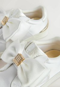 Baker by Ted Baker REGULAR FIT - ORGANZA BOW - Chaussures premiers pas ...