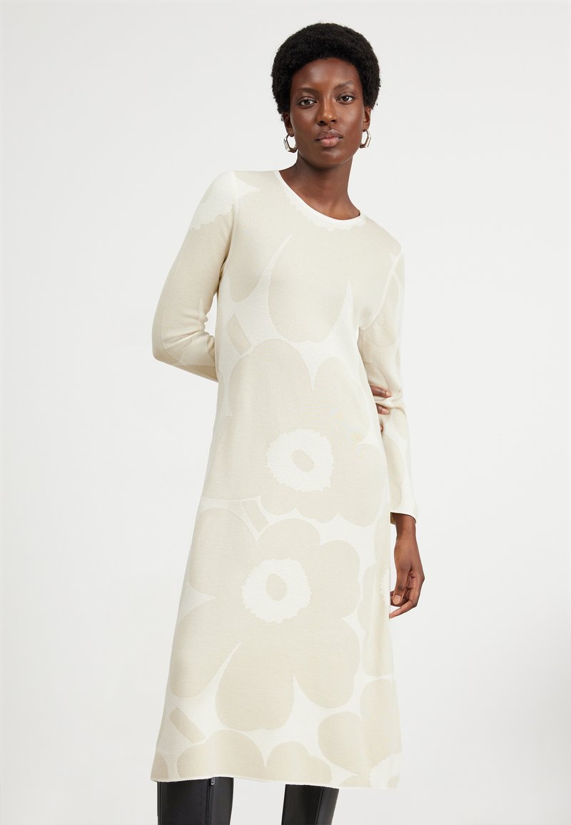 Marimekko PUTRIDO UNIKKO KNITTED DRESS - Kampsunkleit - offwhite/beige ...