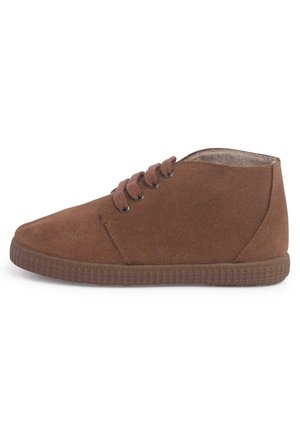 Pisamonas Botines con cordones - topo/camel - Zalando.es