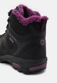 HI-TEC RAVEN INSULATED WP WOMENS - Chaussures de marche - black/grape wine/noir - ZALANDO.FR