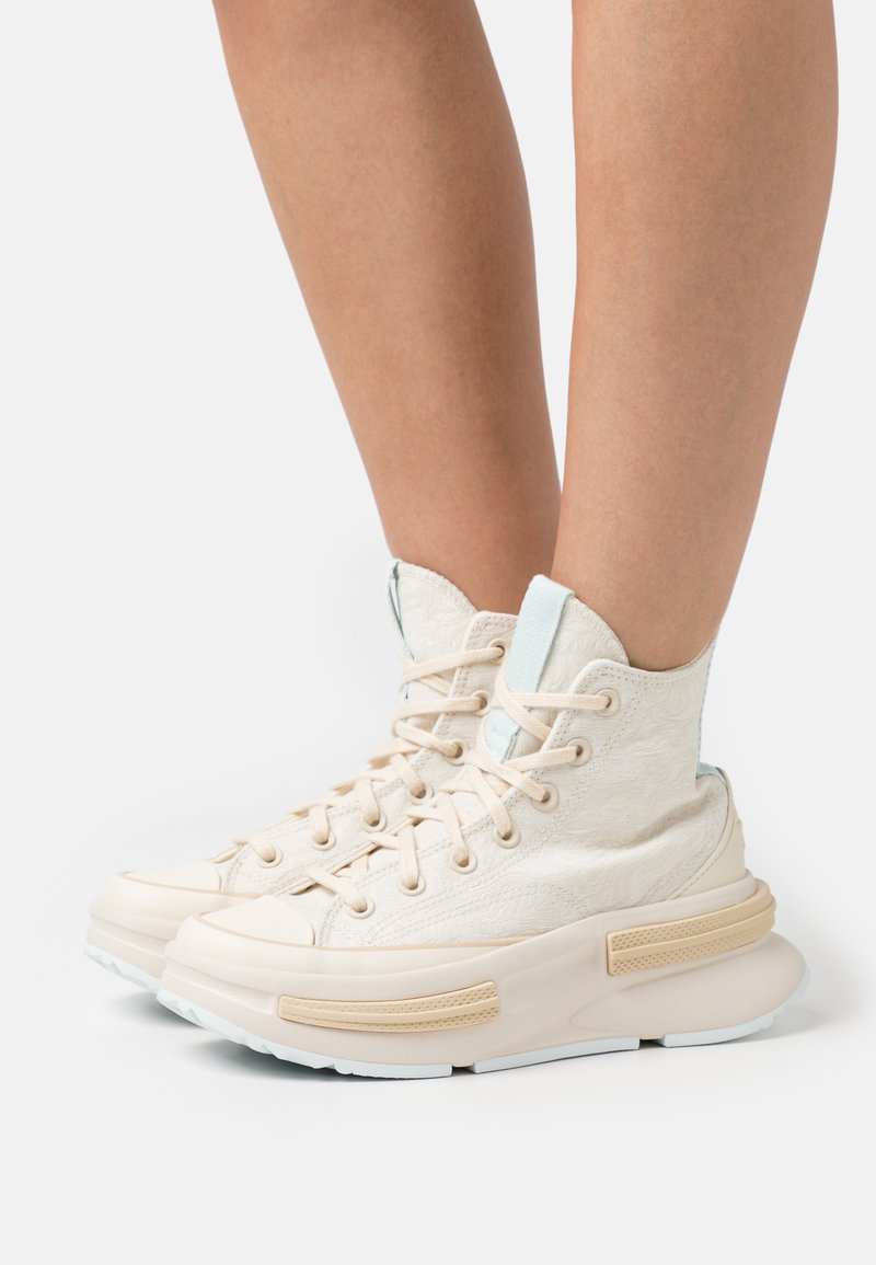 Converse RUN STAR LEGACY PLATFORM FESTIVAL FASHION - Sneakers hoog ...