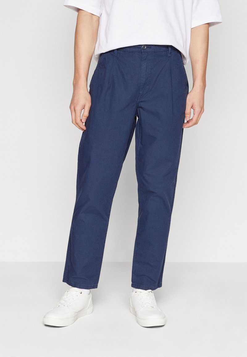 DOCKERS ORIGINAL RELAXED TAPERED PLEATED - Chino - navy blazer ...