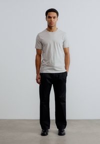 BOSS TEGOOD - Basic T-shirt - open grey/beige - Zalando