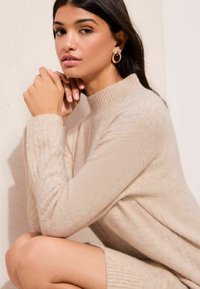 Friends Like These REGULAR FIT - COSY MINI - Neulemekko - neutral/beige ...