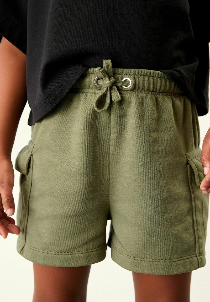 Next JERSEY CARGO UTILITY SHORTS - Shorts - washed khaki green/grün ...
