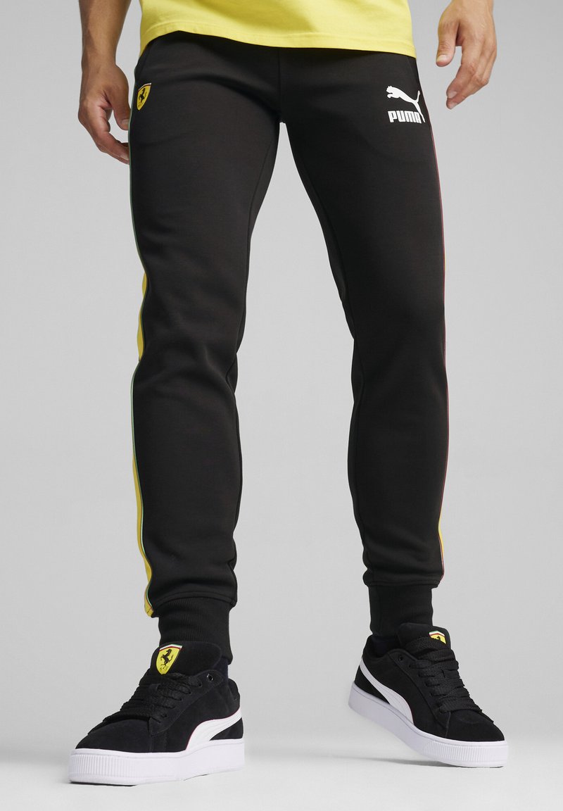 Puma SCUDERIA FERRARI RACE ICONIC T7 MOTORSPORT - Tracksuit bottoms ...