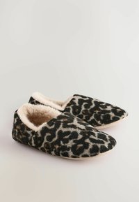 Next REGULAR FIT - Tofflor & inneskor - animal/svart - Zalando.se