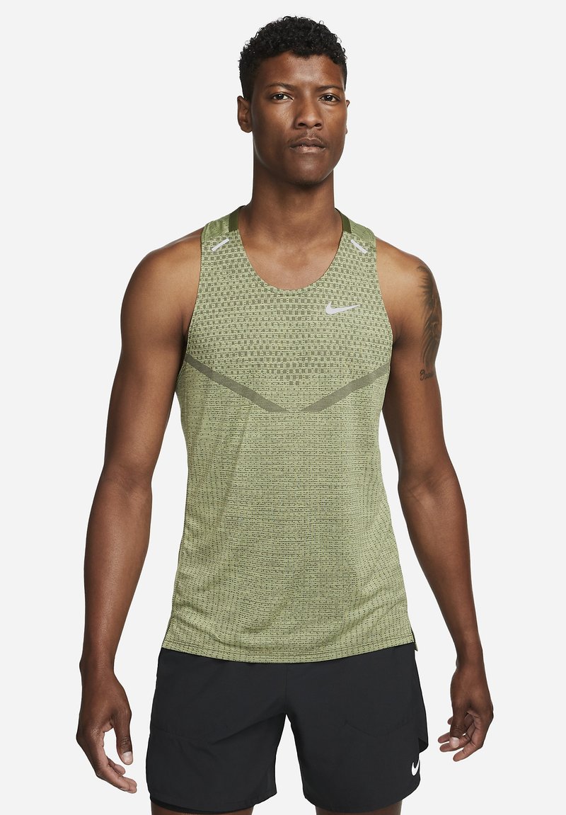 Nike Performance Top - rough green alligator/hellgrün - Zalando.at