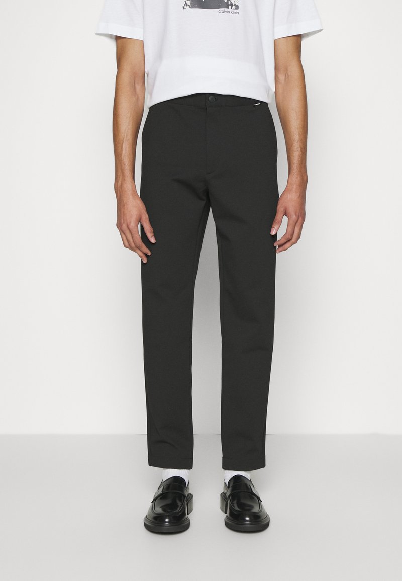 Calvin Klein COMFORT KNIT TAPERED PANT - Chino - ck black/noir - ZALANDO.FR