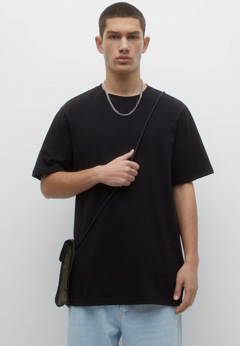 PULL&BEAR JOIN LIFE - T-shirt - bas - black/svart - Zalando.se