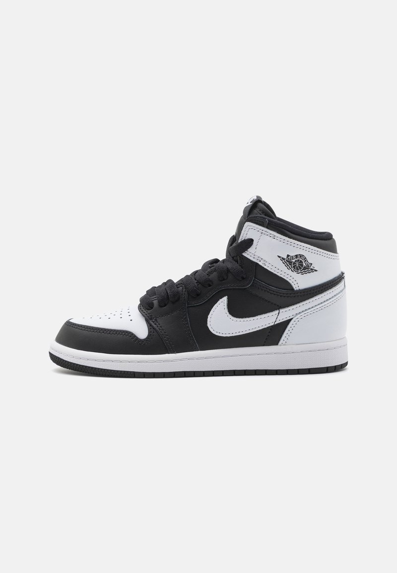 Jordan JORDAN 1 RETRO HIGH UNISEX - Basketsko - black/white/svart ...