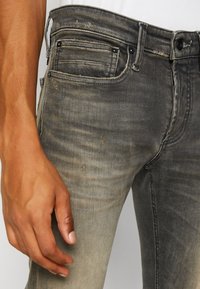 Denham BOLT - Jeans Slim Fit - grey denim - Zalando.at