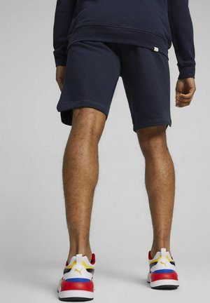Napapijri NALIS - Shorts - green lichen/hellgrün - Zalando.de