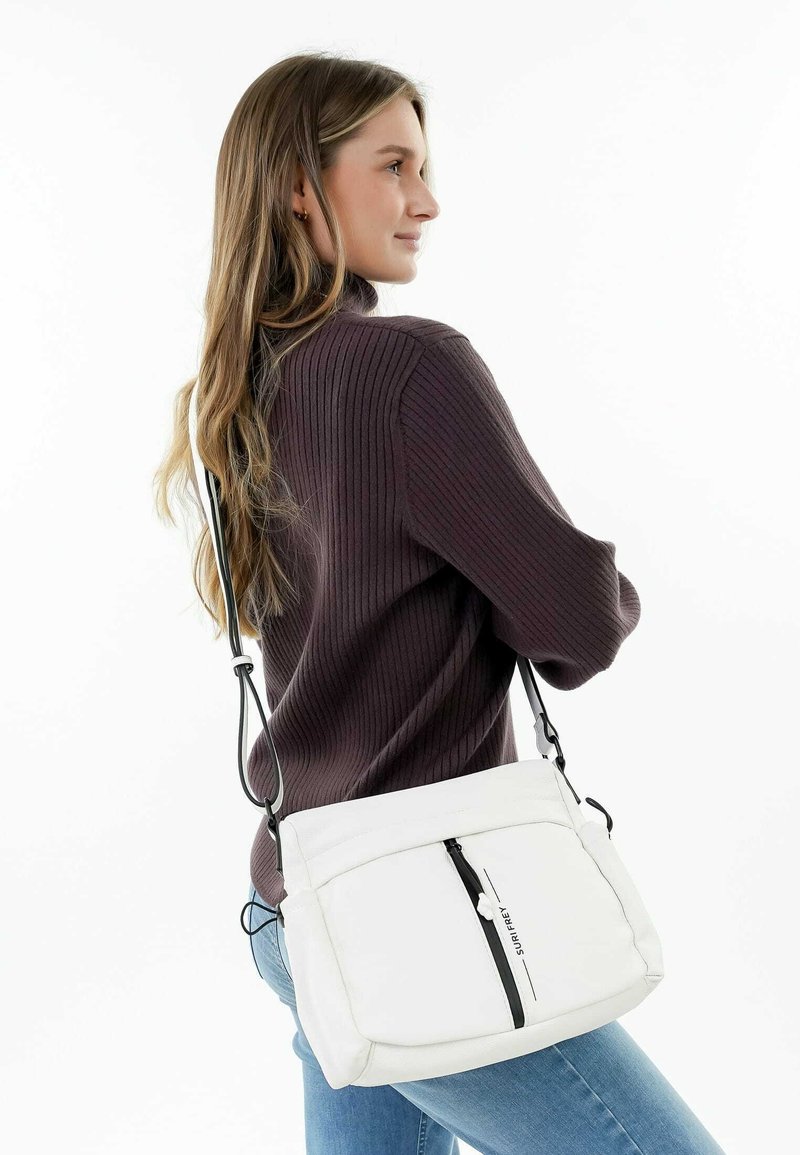 SURI FREY SFY CINDY - Ülerinna-kott - white/valkjas - Zalando.ee