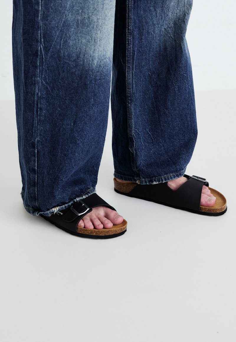 Pepe Jeans BIO DOUBLE - Slippers - black - Zalando