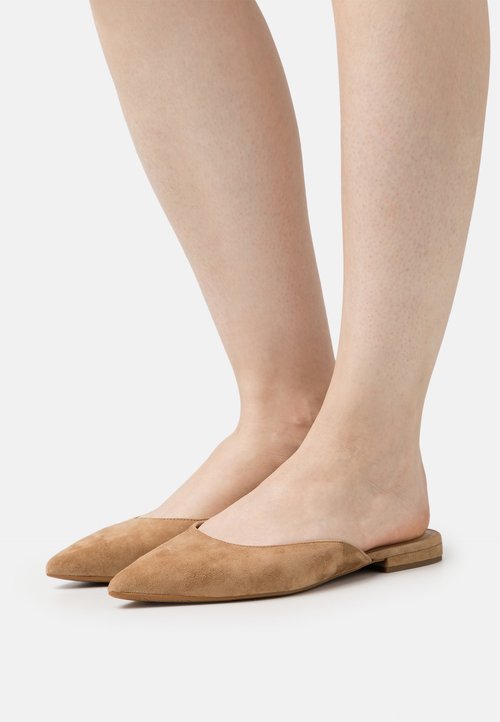 MICHAEL Michael Kors TIFFANIE FLAT MULE - Pantolette flach - luggage ...