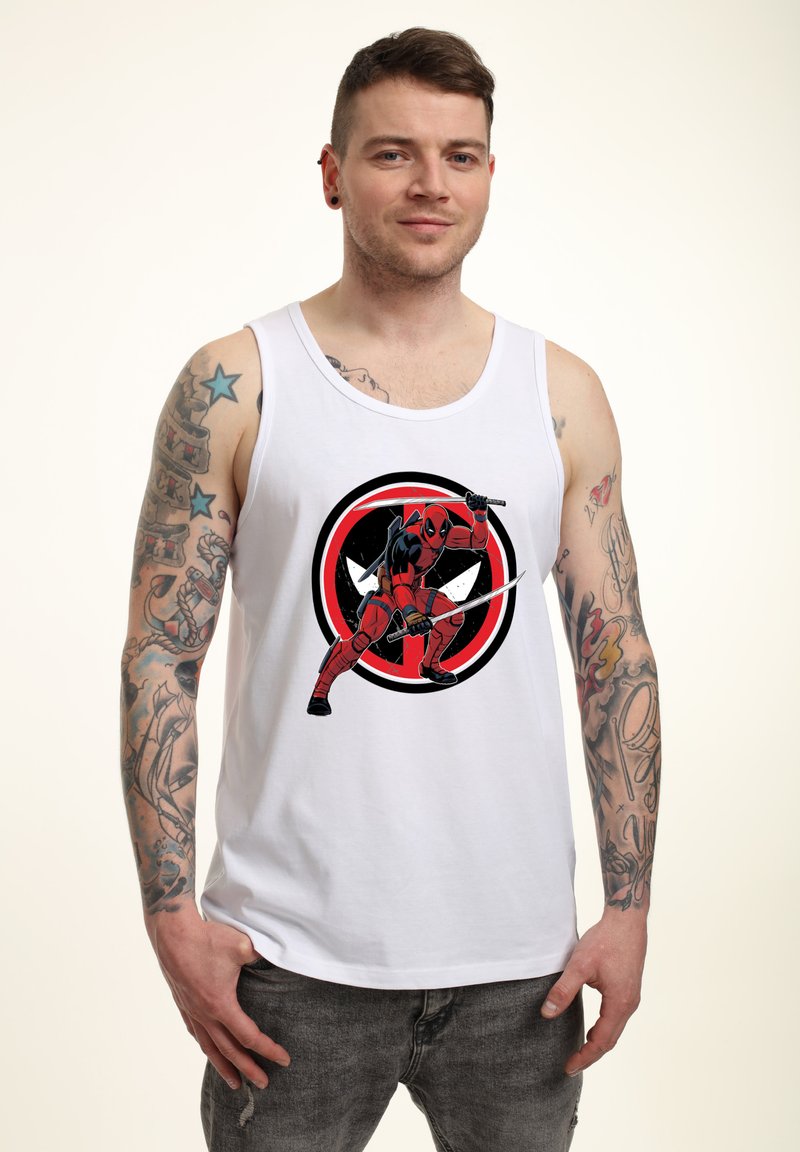Marvel DEADPOOL WOLVERINE READY TO FIGHT - TANK - Top - white/wit ...