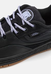 Vans SPEED LS UNISEX - Skatová obuv - black/čierna - Zalando.sk