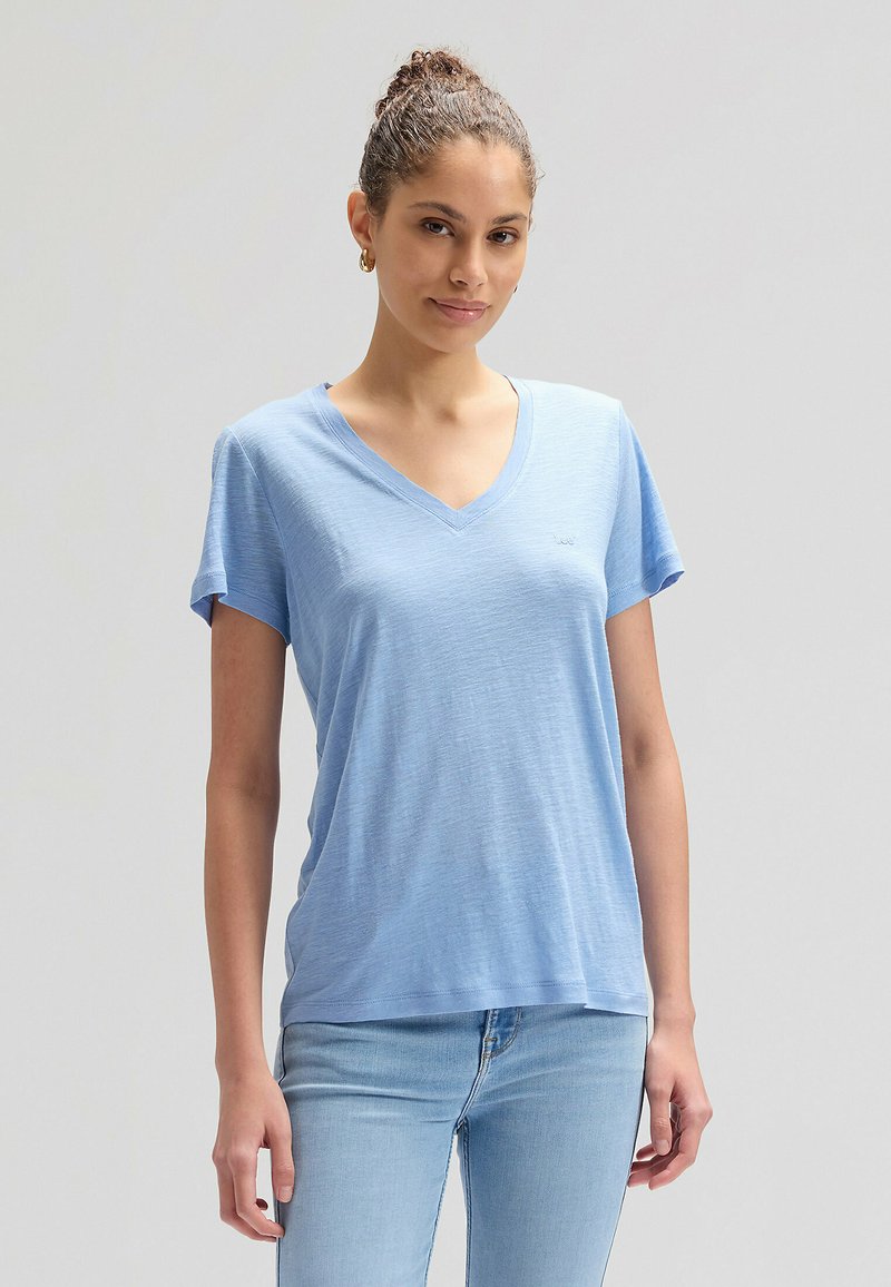 Lee SHORT SLEEVE V NECK TEE REGULAR FIT - T-Shirt basic - halogen ...