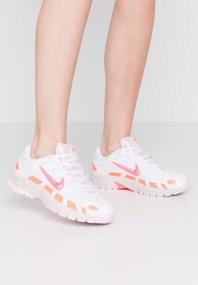 Nike Sportswear W NIKE P-3000 CNCPT - Sneakers - white/varsity red ...