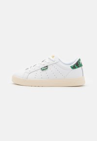 Fila LUSSO - Trainers - white-verdant green/white - Zalando