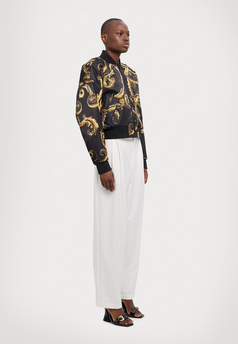 Versace Jeans Couture CHOROMO - Bomber Jacket - black/gold/black ...