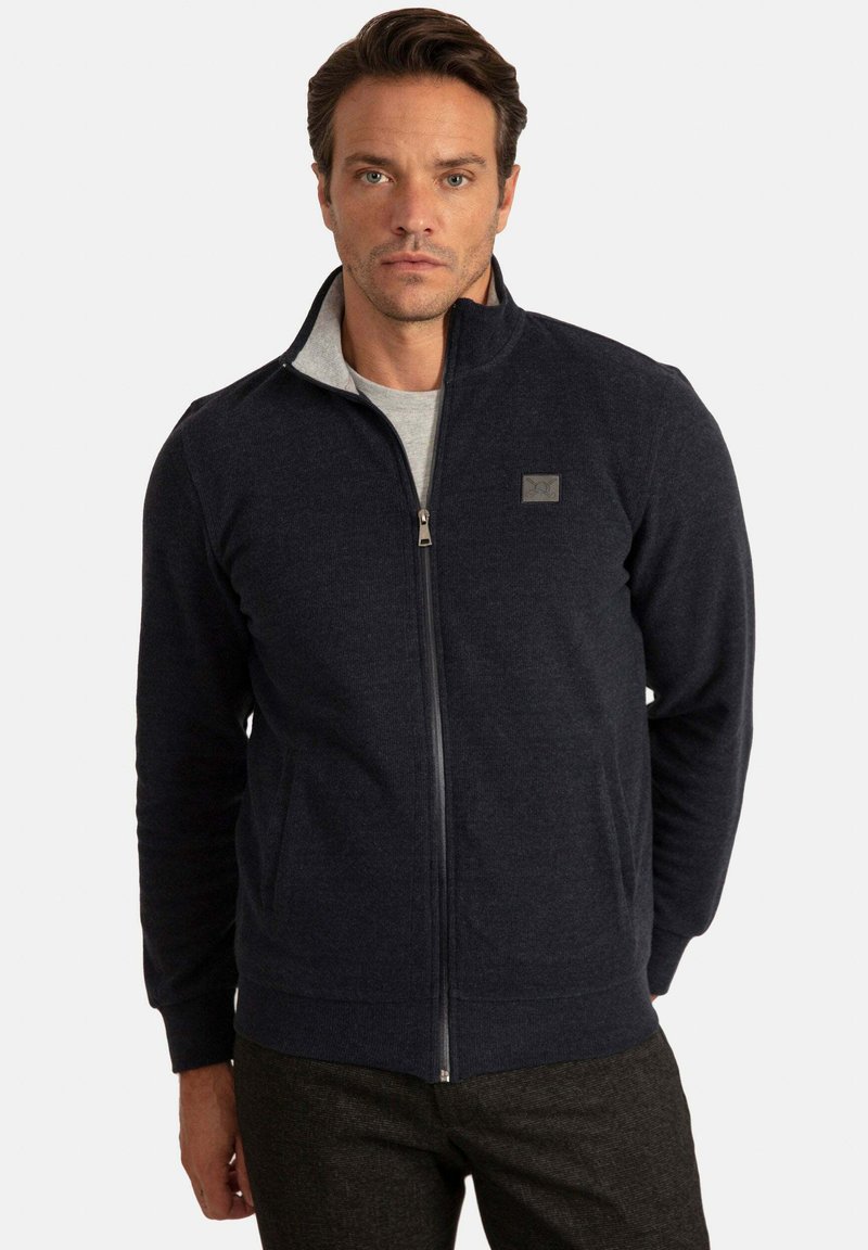 Jacey Quinn 2 POCKET SOFT TOUCH FULL - Sweatjacke - indigo/blau ...