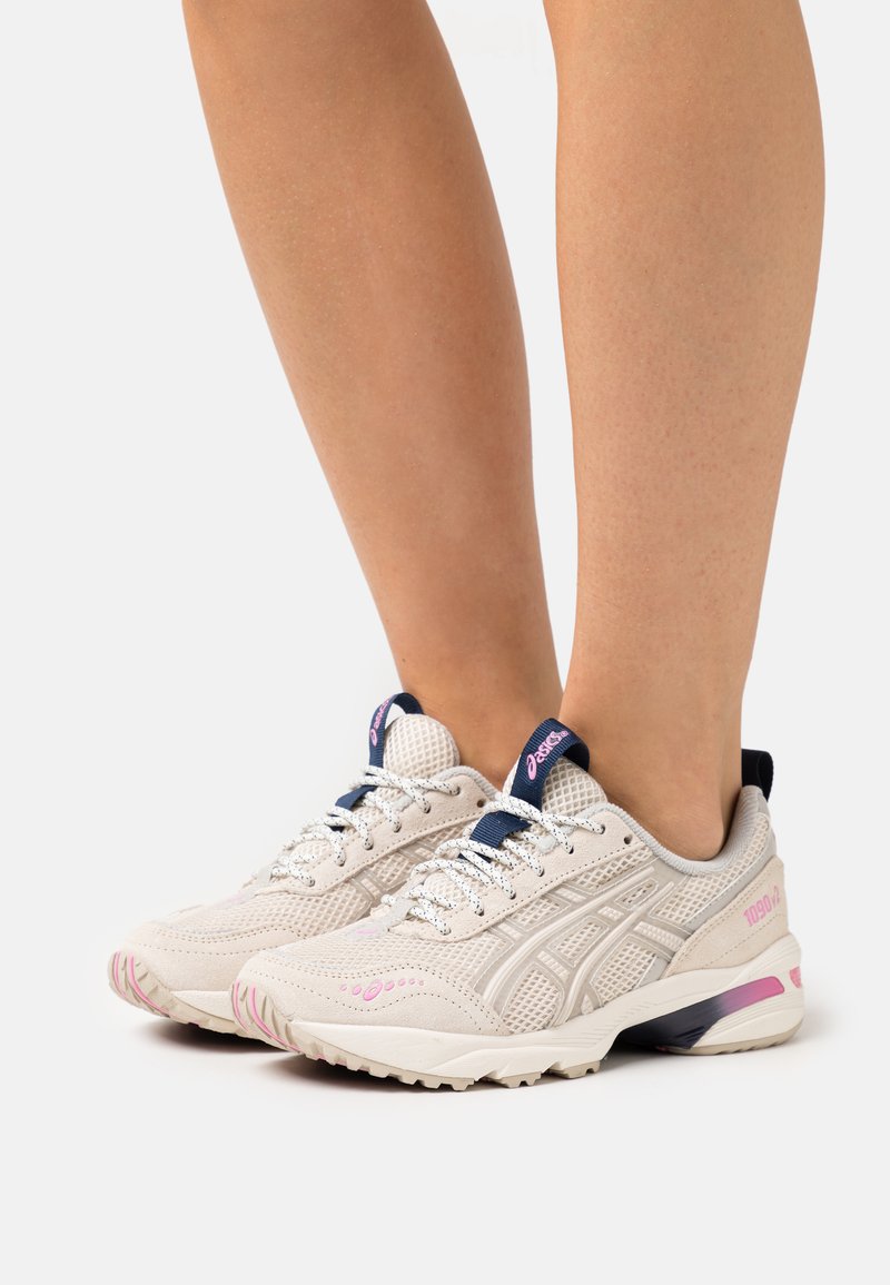 ASICS SportStyle GEL-1090V2 - Trainers - oatmeal/oyster grey/beige ...