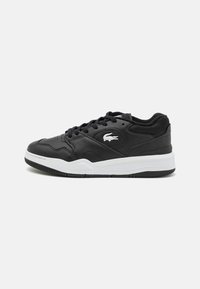 Lacoste LINESHOT 224 - Sporta apavi - black/white/melns - Zalando.lv