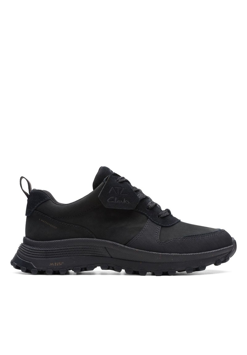 Clarks ATLTREKFREEWP - E - Trainers - black nubuck/black - Zalando.de