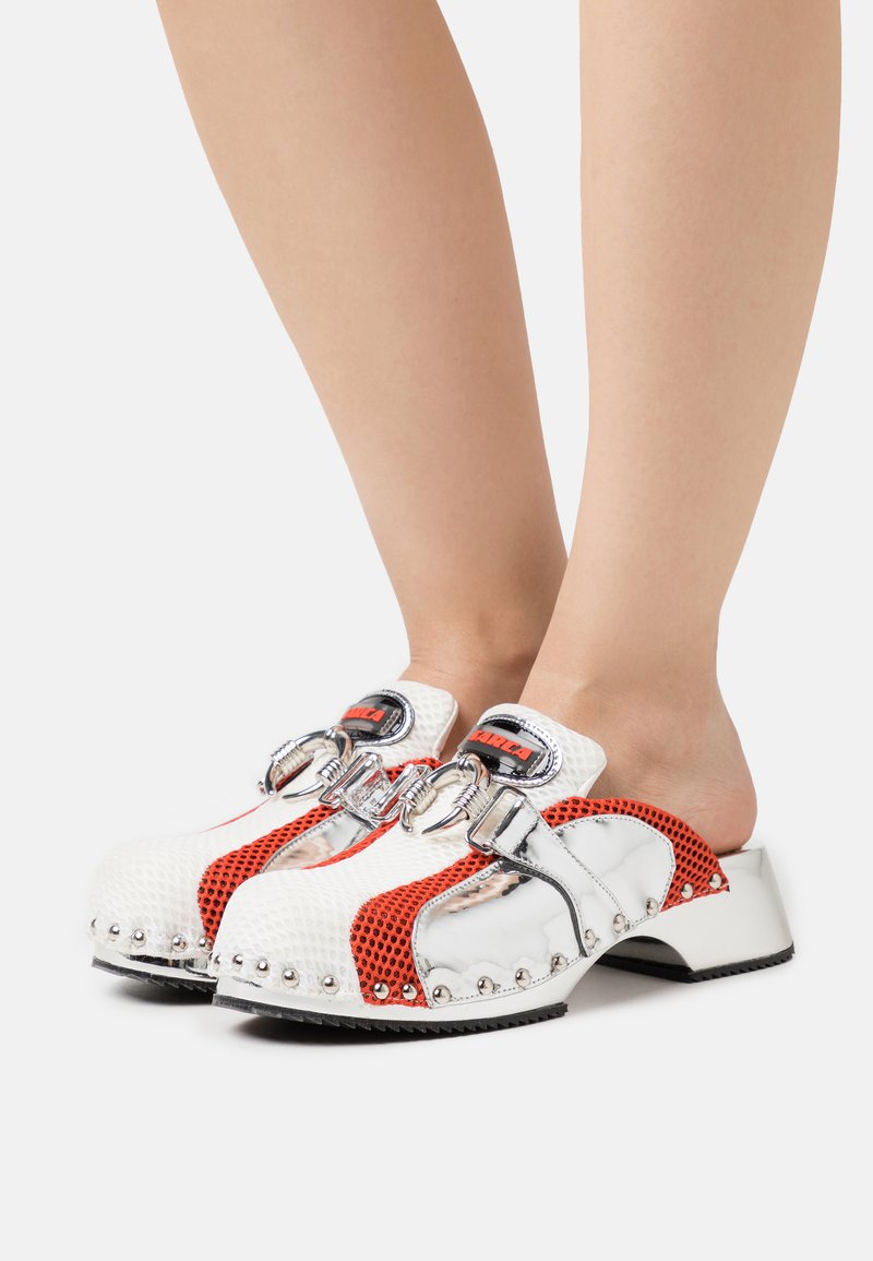 Ancuta Sarca TRAINER RECYCLED SOLE - Clogs - white - Zalando.de