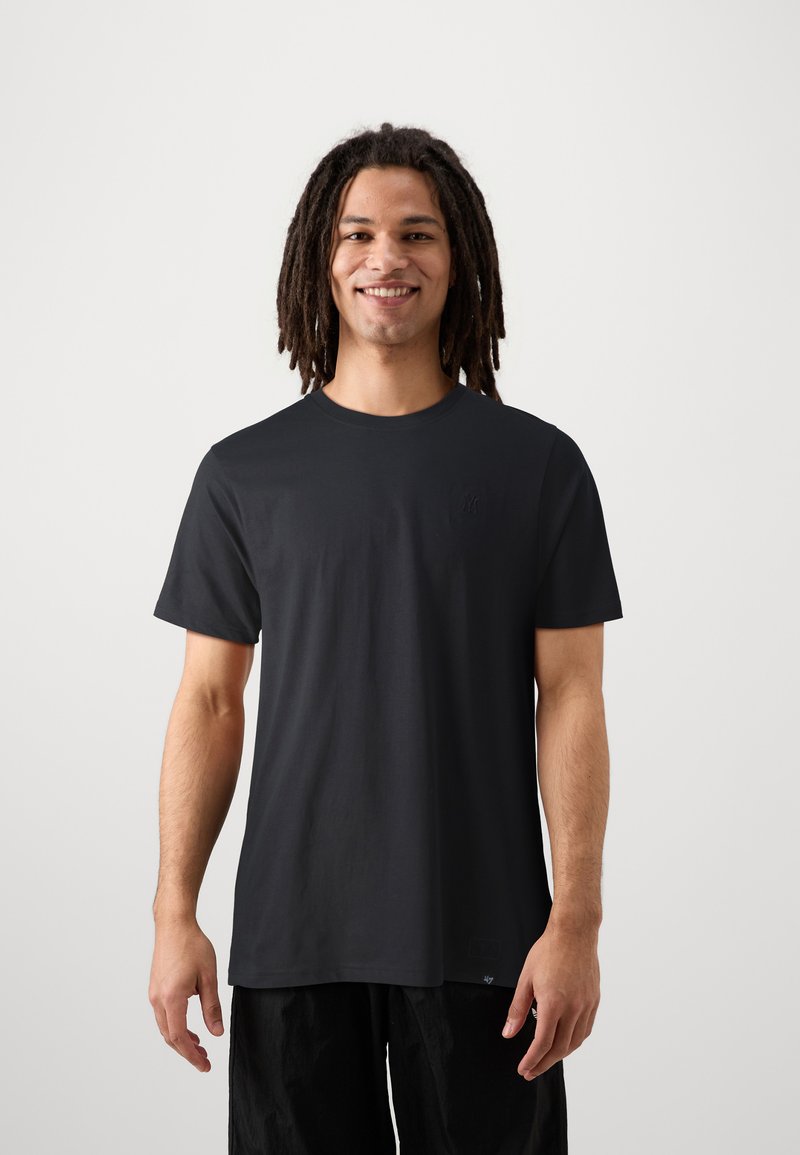 '47 MLB NEW YORK YANKEES BASE RUNNER ECHO TEE - T-shirt basic - jet black/nero - Zalando.it