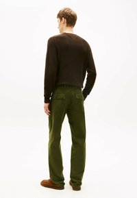Tommy Hilfiger WASHED TEXTURED - Trousers - arctic spruce/dark green ...