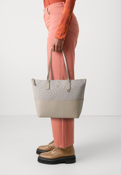 Lauren Ralph Lauren EMERIE TOTE EXTRA LARGE - Shopper - natural/tan/tan ...