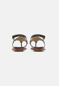 MICHAEL Michael Kors CASEY THONG - T-pántos szandálok - black/fekete ...