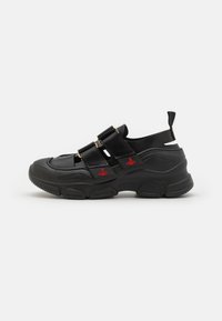 Vivienne Westwood CATCH STOMPER - Baskets basses - black/noir - ZALANDO