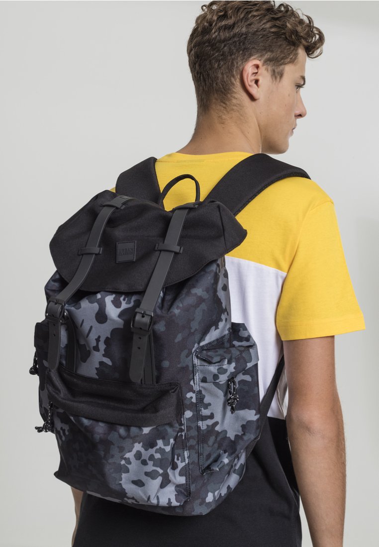 Urban Classics Rucksack - dark camo/dark grey - Zalando