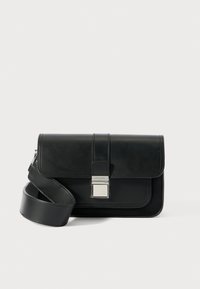 Maison Kitsuné CASEY BAG - Skuldertasker - black/sort - Zalando.dk