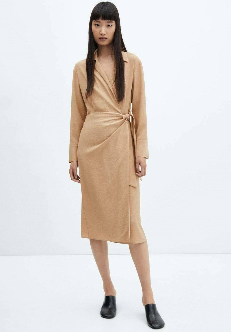 Mango CRINK-W - Robe de jour - beige - ZALANDO.FR