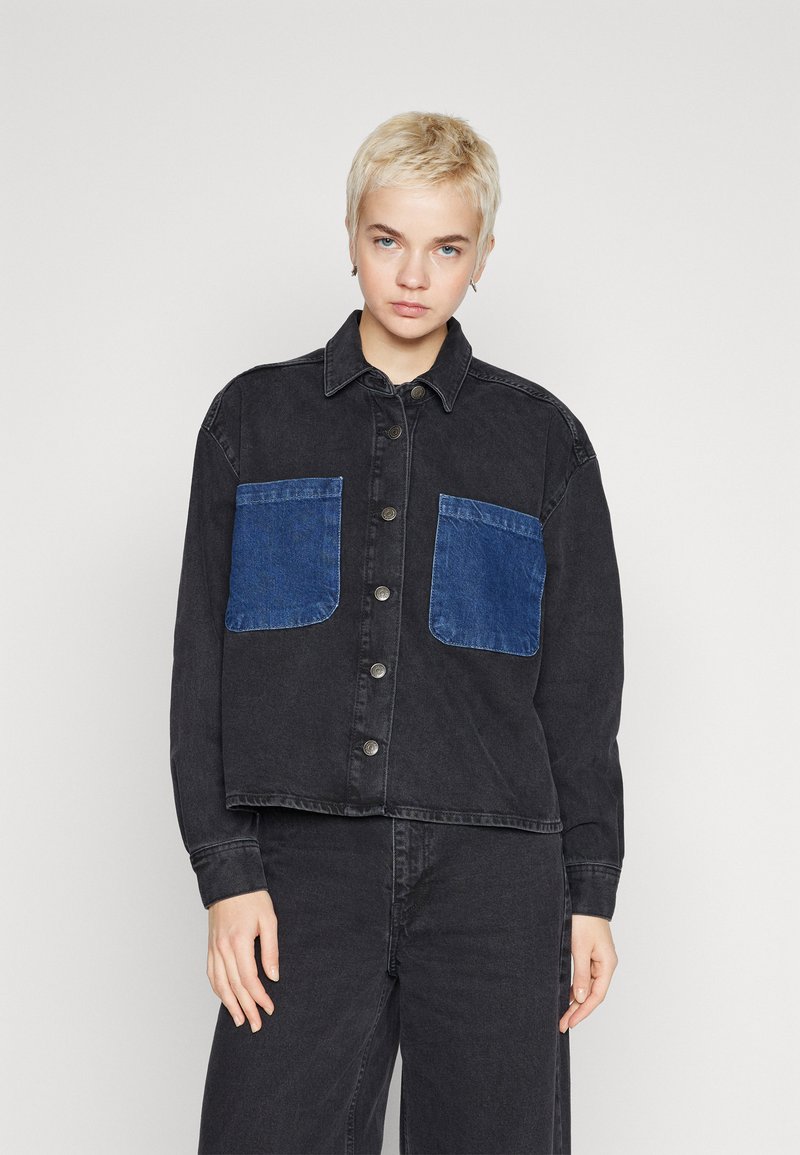 Object OBJBEATE SHIRT - Denim jacket - black denim detail/medium blue ...